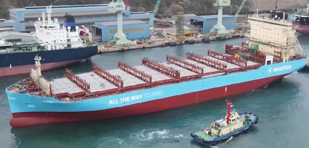 Worlds First Methanol Fueled Containership Launched Igp